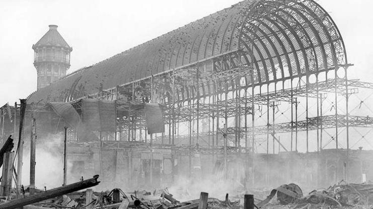 Famous Fires In History - 1936 Crystal Palace Fire • Fireology
