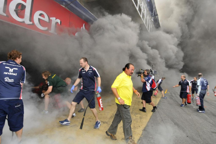Famous Fires in Sport - Williams Garage 2012 Spanish Grand Prix • Fireology